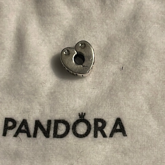 Pandora | Jewelry | Pandora Heart Clip | Poshmark